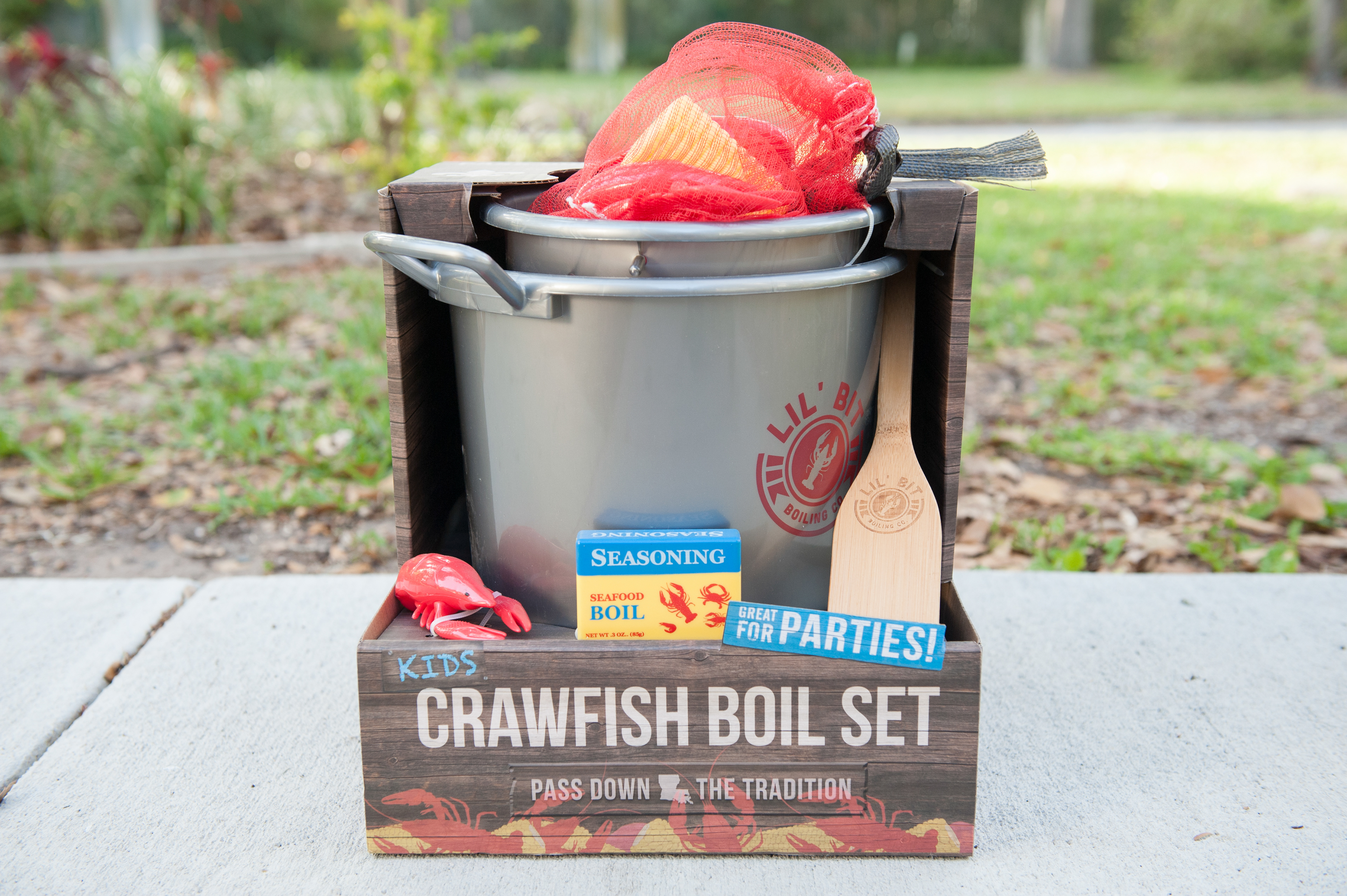 VanessaAshley Design - Lil' Bit Crawfish Boil