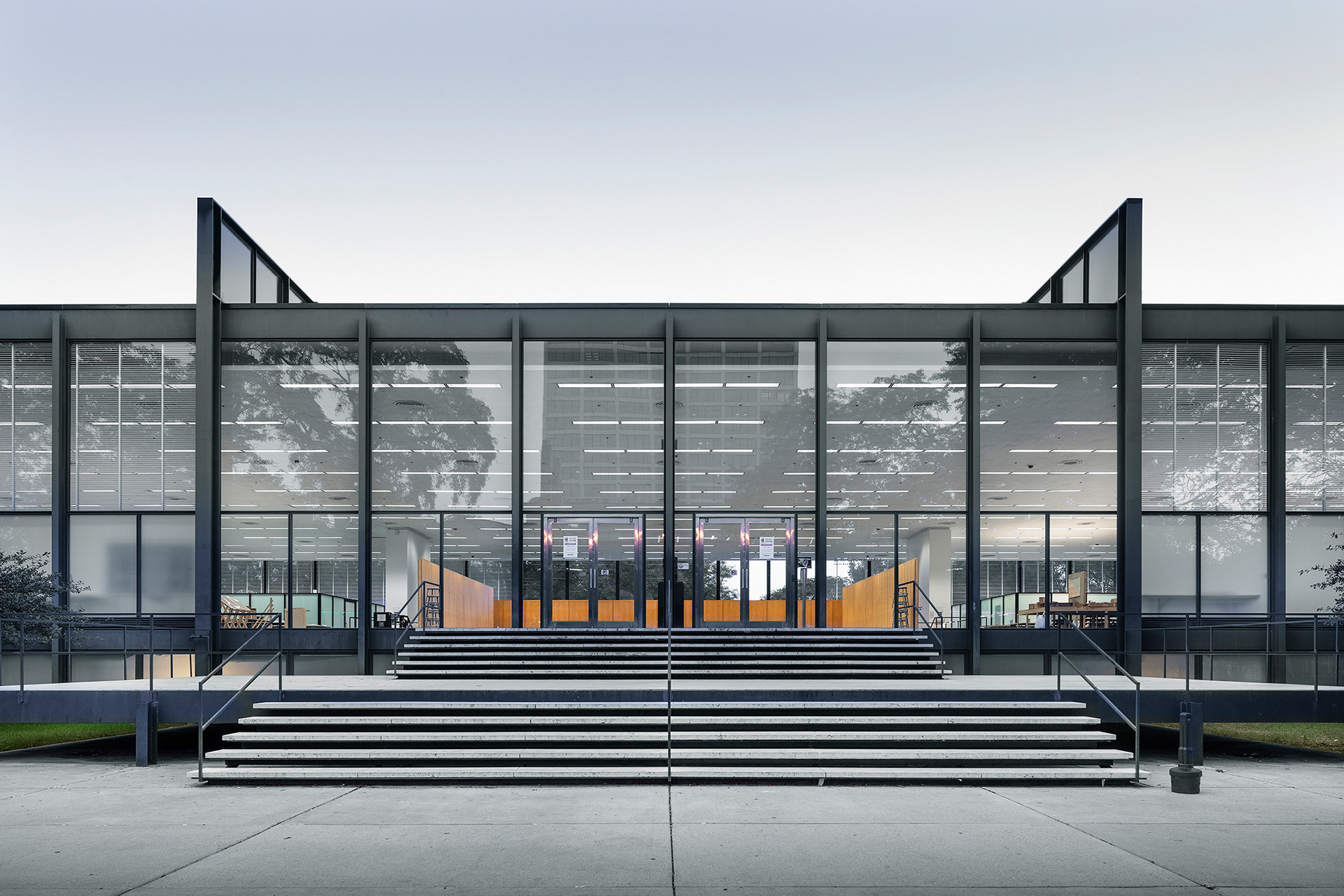 Pete Sieger's Portfolio - IIT - Crown Hall