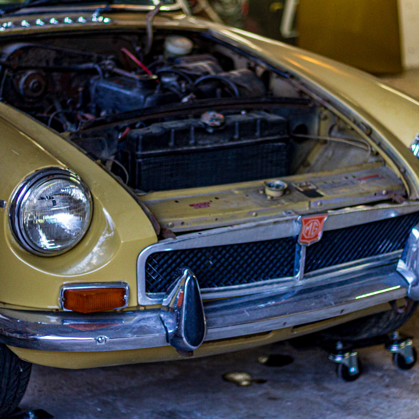 Caleb Newcome - MGB GT V8 Conversion