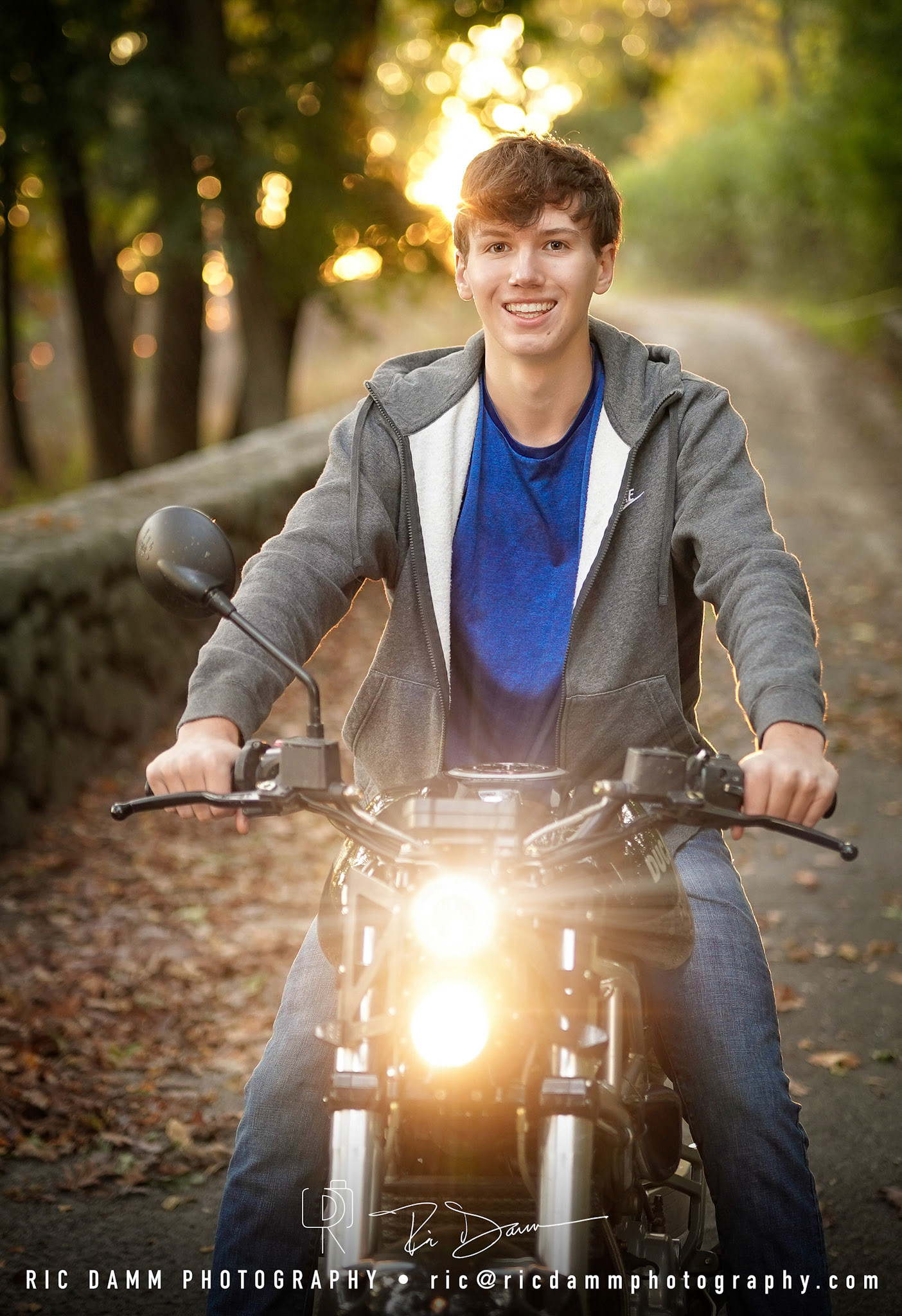 Ric Damm Photography - Garrett M Senior Portraits